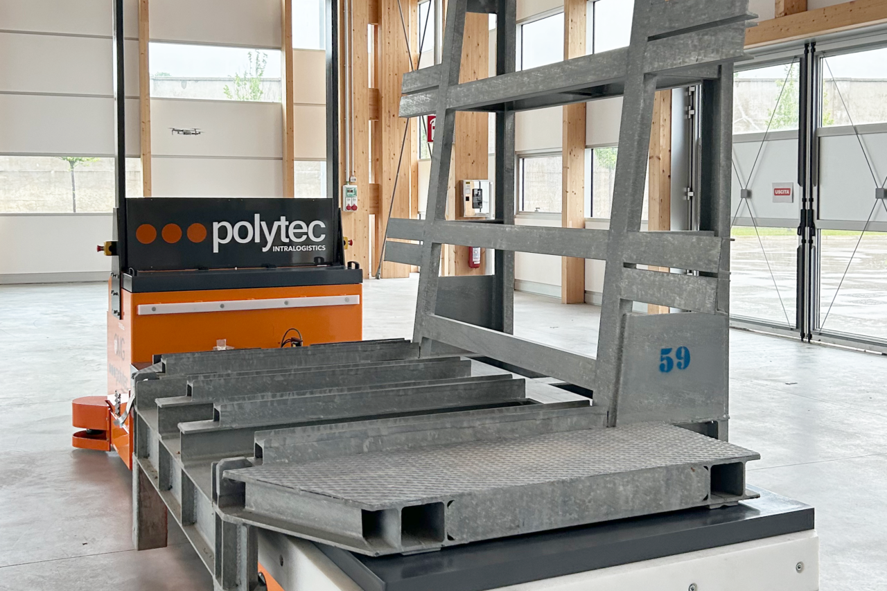 AGV para la manipulación de bloques de mármol – Polytec Intralogistics